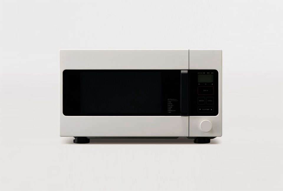 10 Easy Pieces: Countertop Microwaves - Remodelista