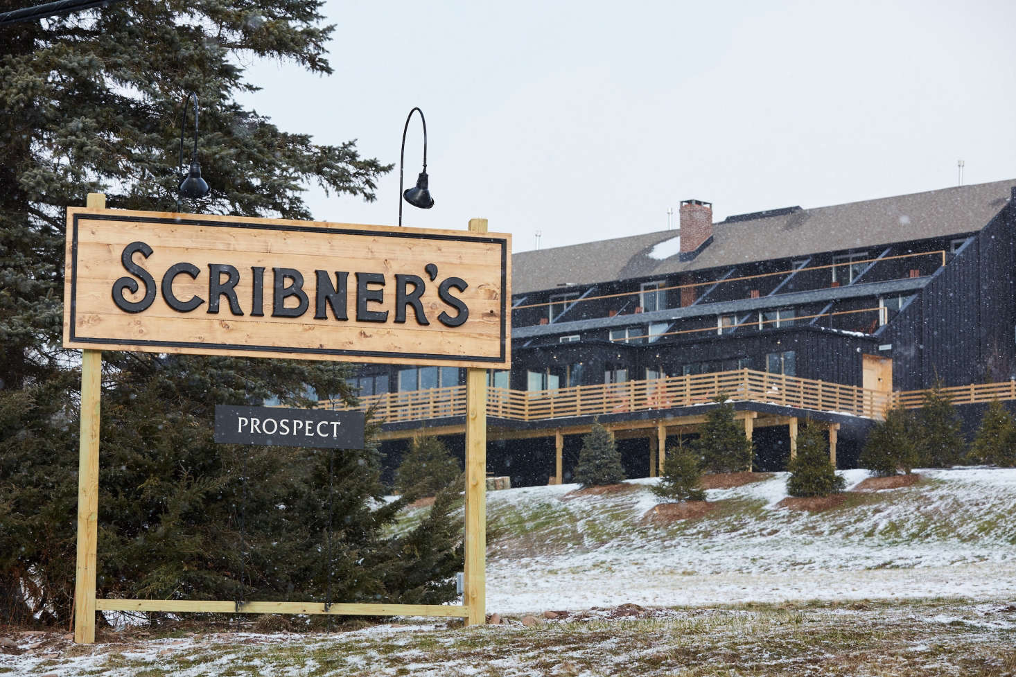 Scribner’s Catskill Lodge: An Eccentric 1960s Lodge with a Modern ...