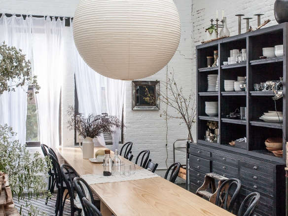 10 Shops and Restaurants Made from Shipping Containers - Remodelista